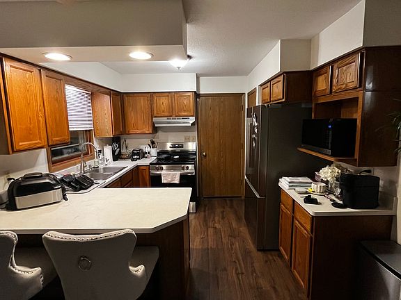 5017 W Cold Spring Rd, Milwaukee, WI 53220 | Zillow