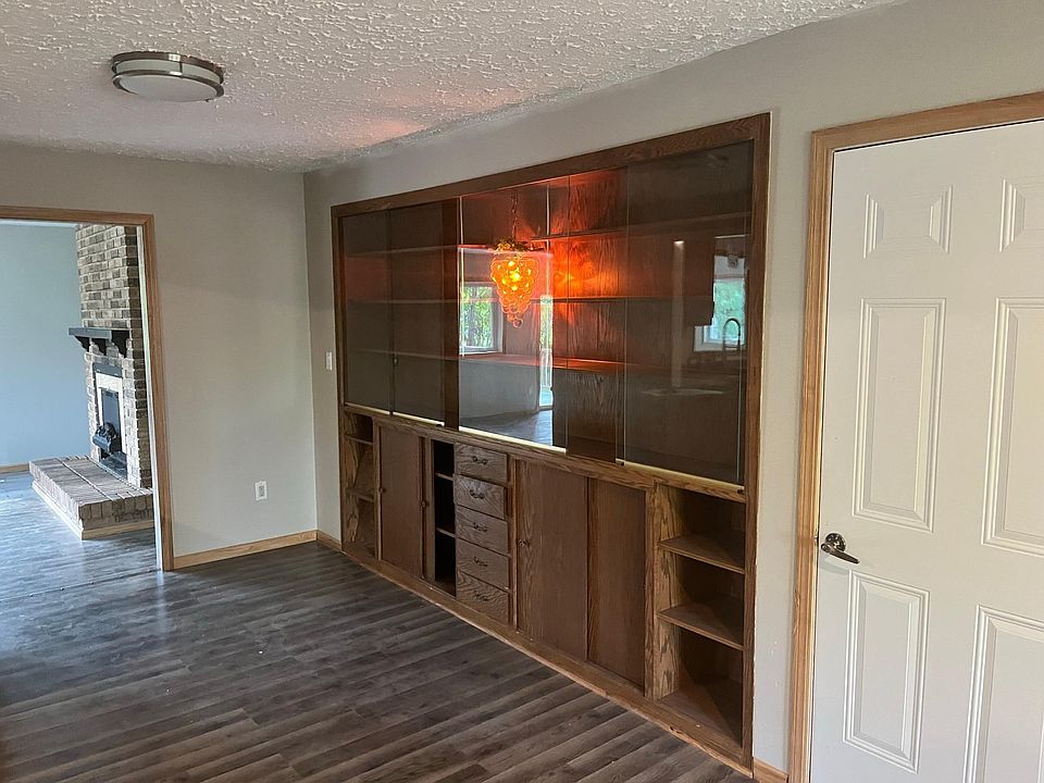 1608 W Latoka Dr SW, Alexandria, MN 56308 | MLS #6429432 | Zillow