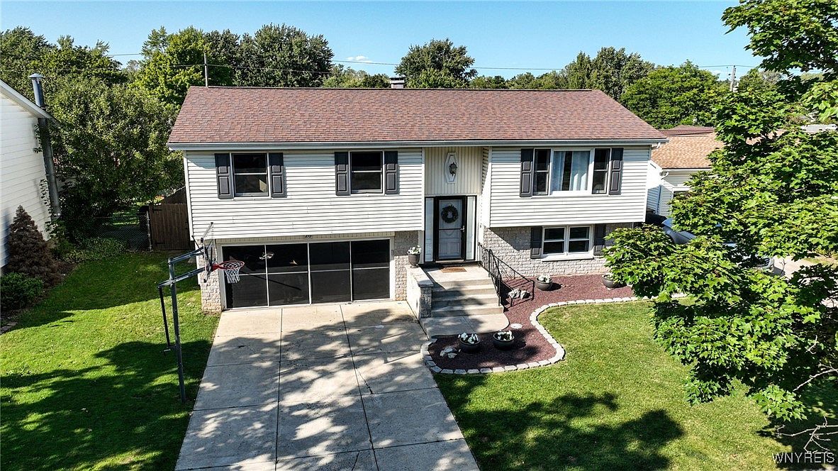 26 Gregory Ct, Depew, NY 14043 | Zillow