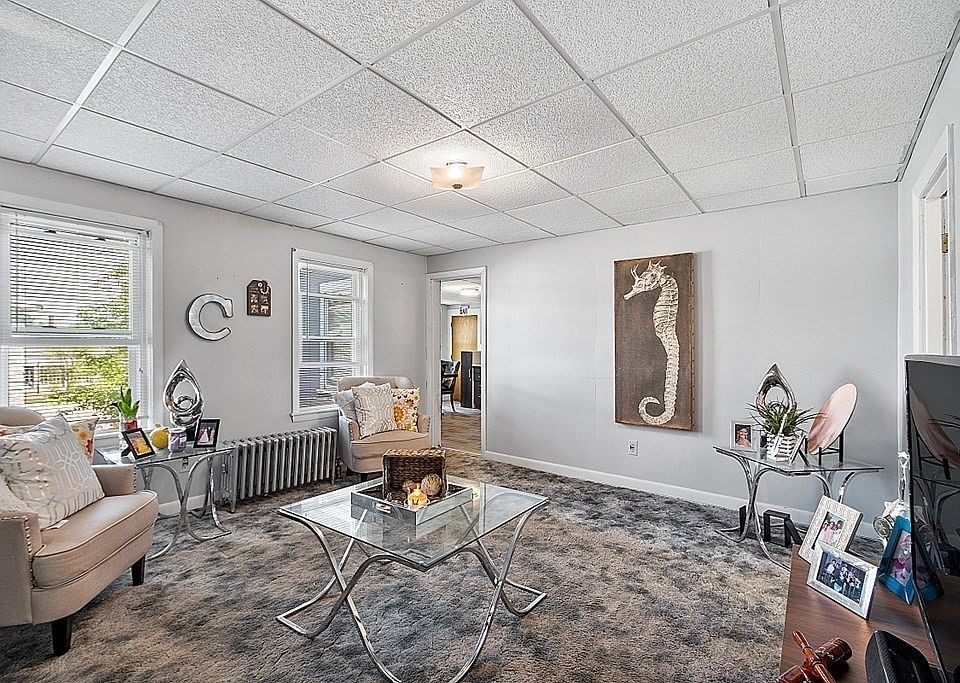 21 Union St, Fitchburg, MA 01420 | Zillow