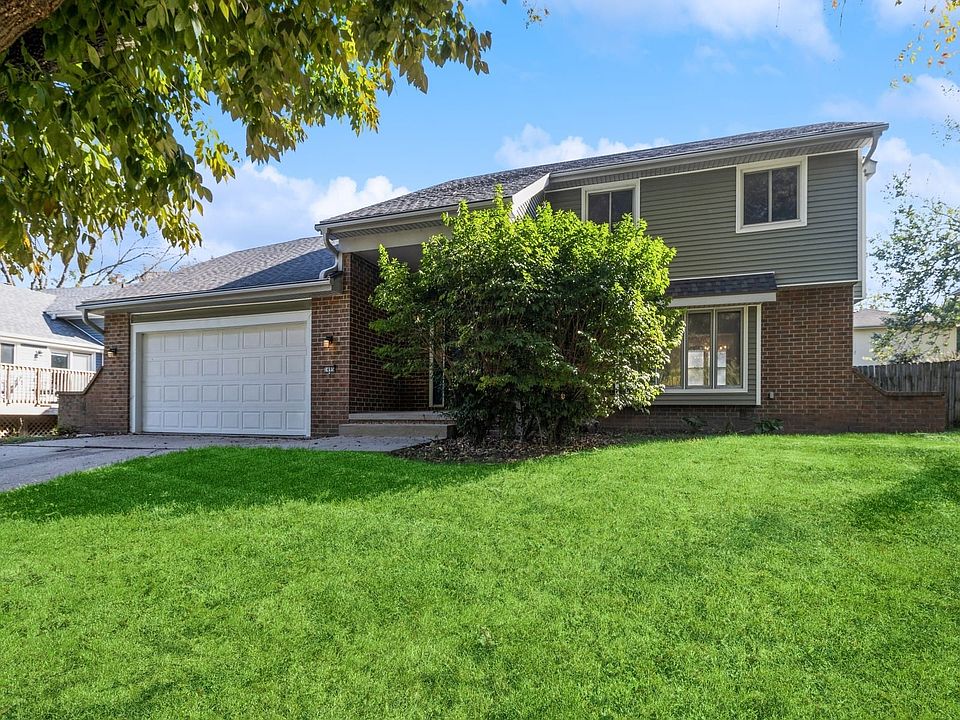 1495 Rio Valley Dr, Clive, IA 50325 | Zillow