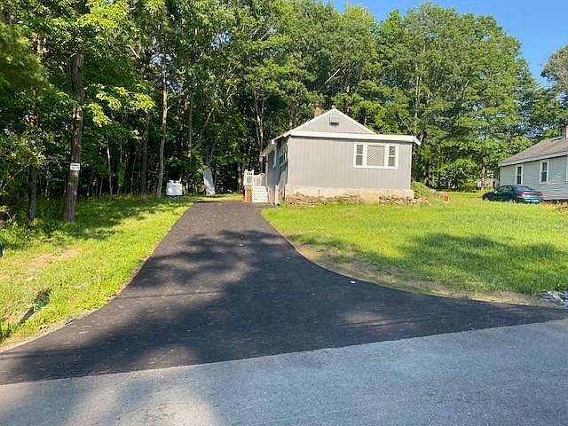 22 Knob Hill Rd, Averill Park, NY 12018 | Zillow