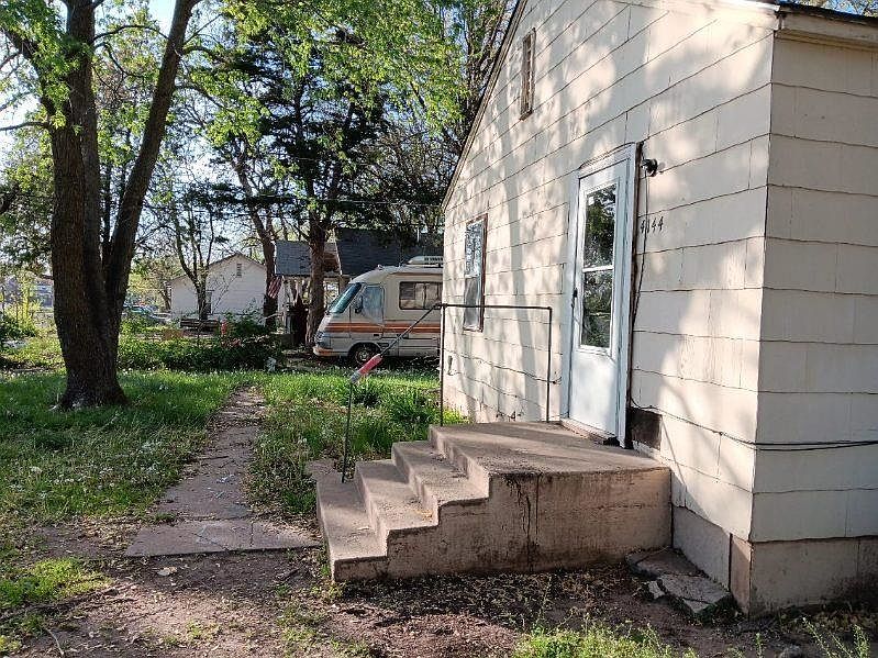 4142-4144 E Menlo Dr, Wichita, KS 67211 | Zillow