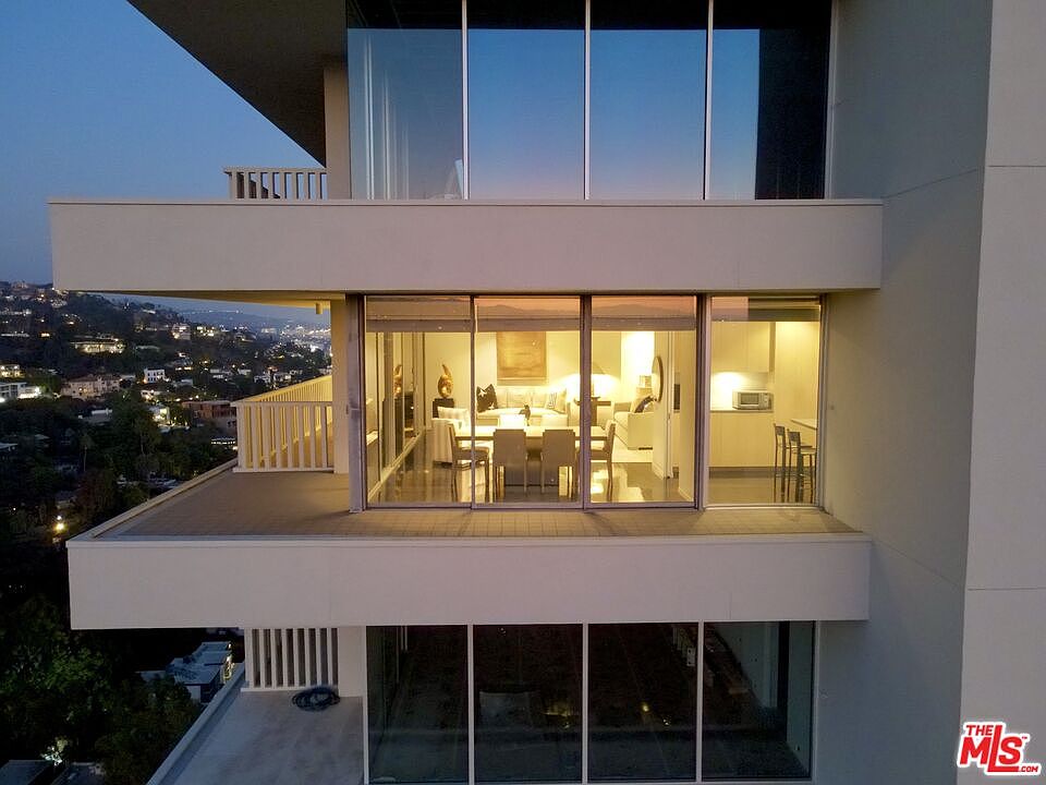 9255 Doheny Rd APT 2401, West Hollywood, CA 90069 | MLS #25492421 | Zillow