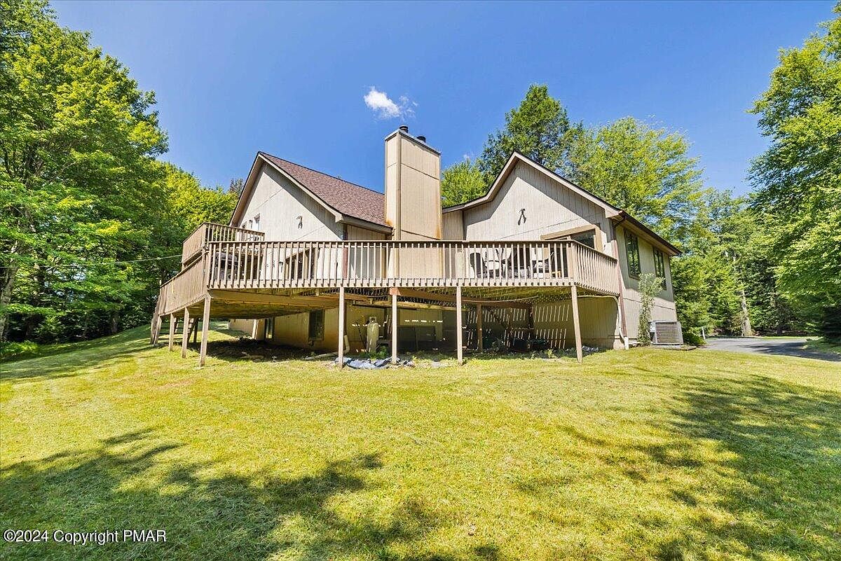 401 Minsi Trl W, Long Pond, PA 18334 | Zillow