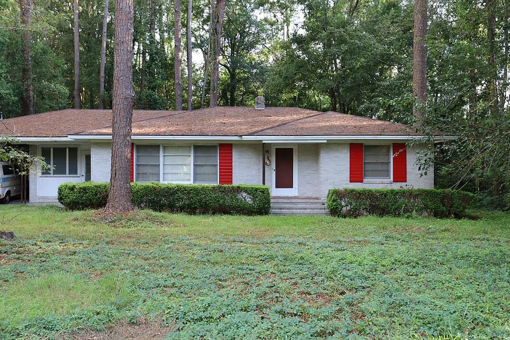408 Schley St, Douglas, GA 31533 | MLS #112142 | Zillow