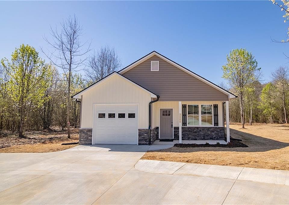 4139B Old Portman Rd, Anderson, SC 29626 | MLS #20272417 | Zillow