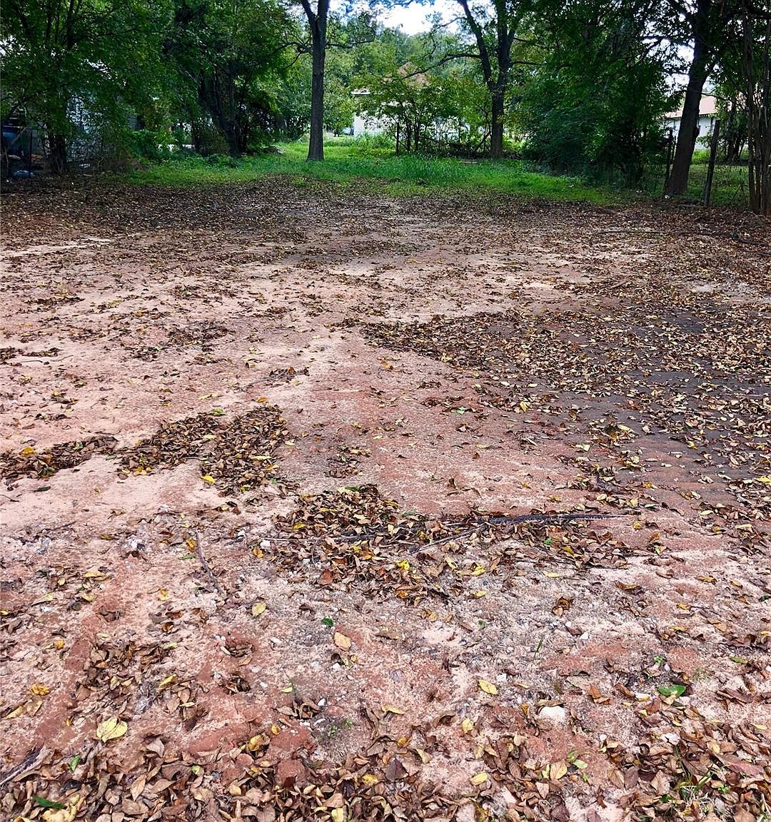 617 W 14th St, Ada, OK 74820 | Zillow