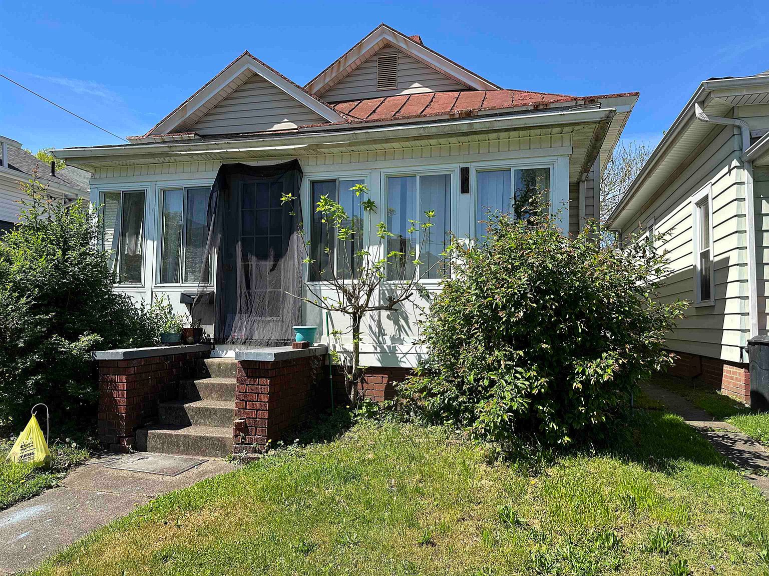 97 Division St, Huntington, WV 25702 | Zillow