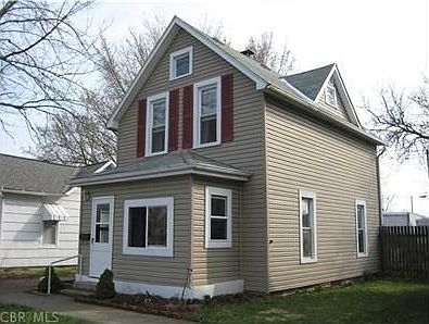 220 S Oak St, Marysville, OH 43040 | Zillow
