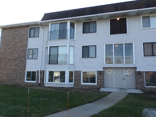 2800 Mitchell Dr APT 9, Woodridge, IL 60517 | Zillow