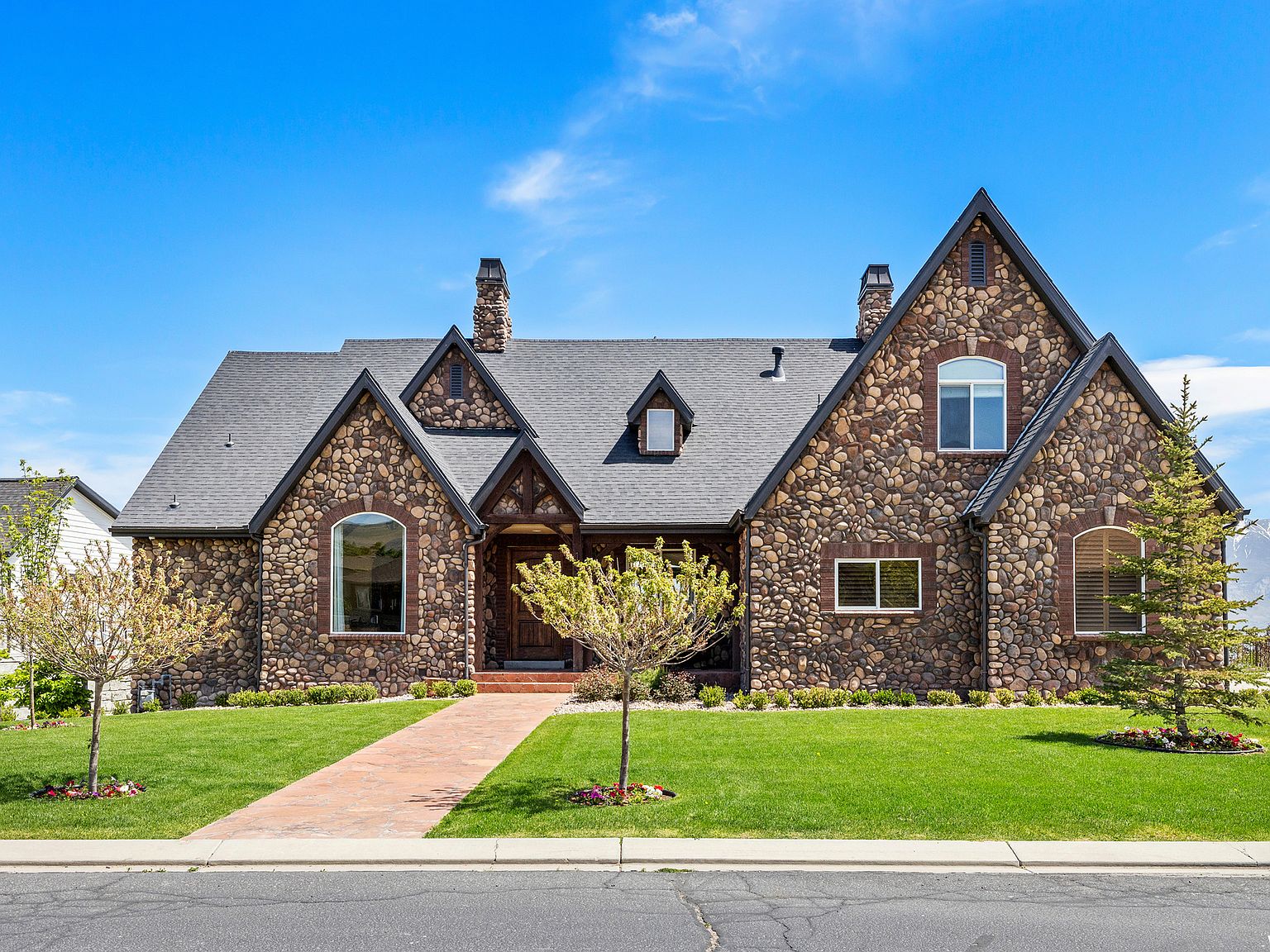 1698 S Amanda Ln E, Saratoga Springs, UT 84045 | MLS #1865241 | Zillow