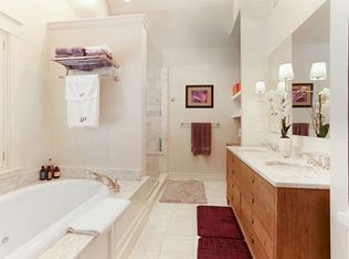 580 Walnut St, Newton, MA 02460 | Zillow