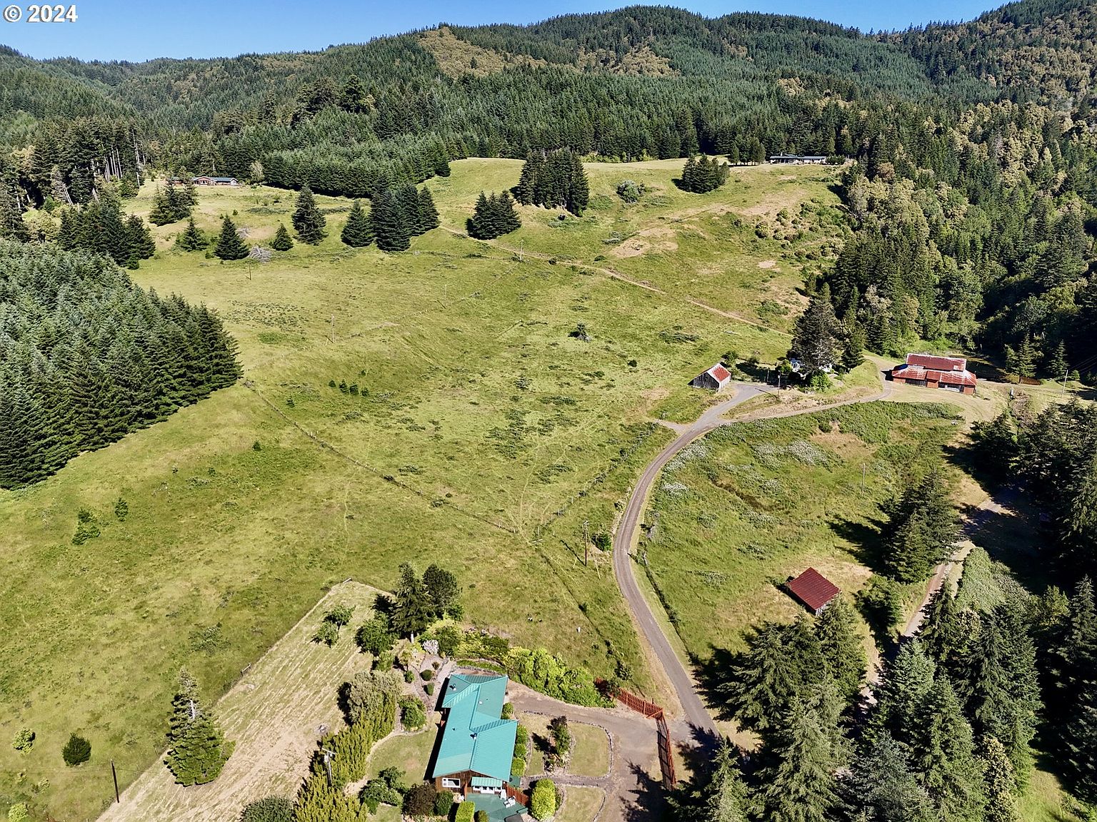 32940 Miller Ranch Rd, Gold Beach, OR 97444 | MLS #23688406 | Zillow