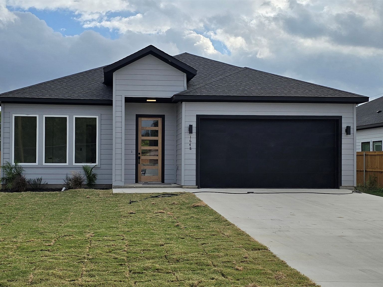 1648 Gillette St, Dallas, TX 75217 | MLS #20767432 | Zillow