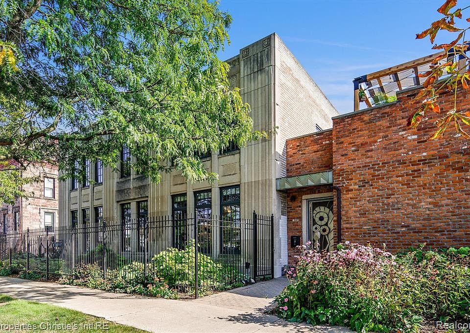 627 W Alexandrine St UNIT 1, Detroit, MI 48201 | Zillow