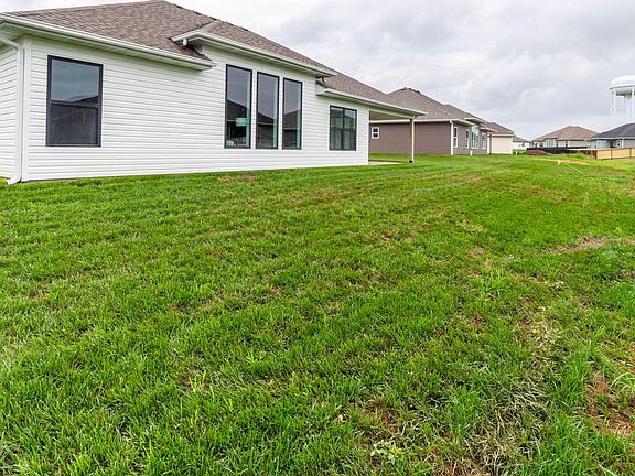 14641 Wellstead Dr, Hallsville, MO 65255 | Zillow