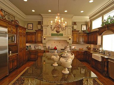 9205 Falcon Ridge Dr, Lenexa, KS 66220 | Zillow