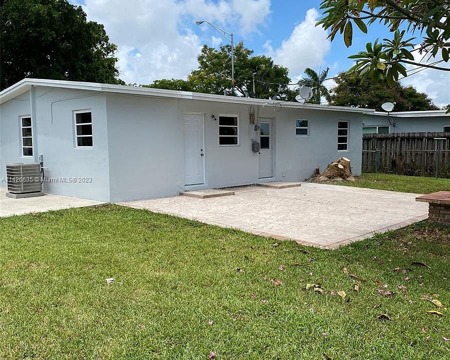 11350 SW 56th St, Miami, FL 33165 | Zillow