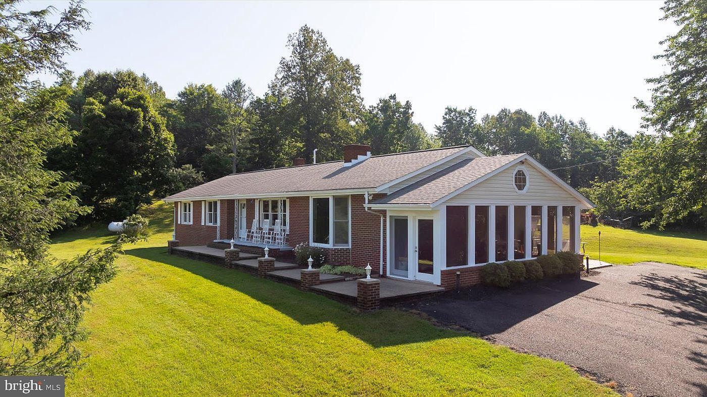 436 Castleton View Rd, Castleton, VA 22716 | MLS #VARP2002152 | Zillow