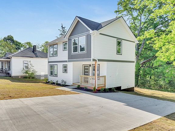 28 11th St, Greenville, SC 29611 | MLS #1554765 | Zillow