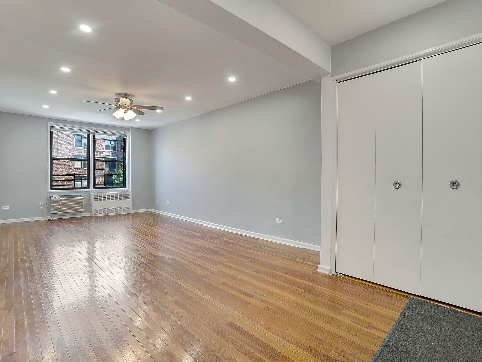 35-20 Leverich St #528, Jackson Heights, NY 11372 | Zillow