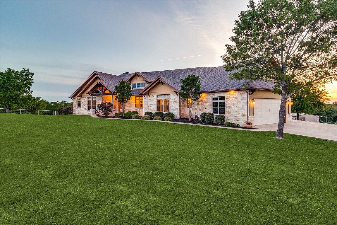 875 Andy Thomas Rd, Whitewright, TX 75491 | Zillow