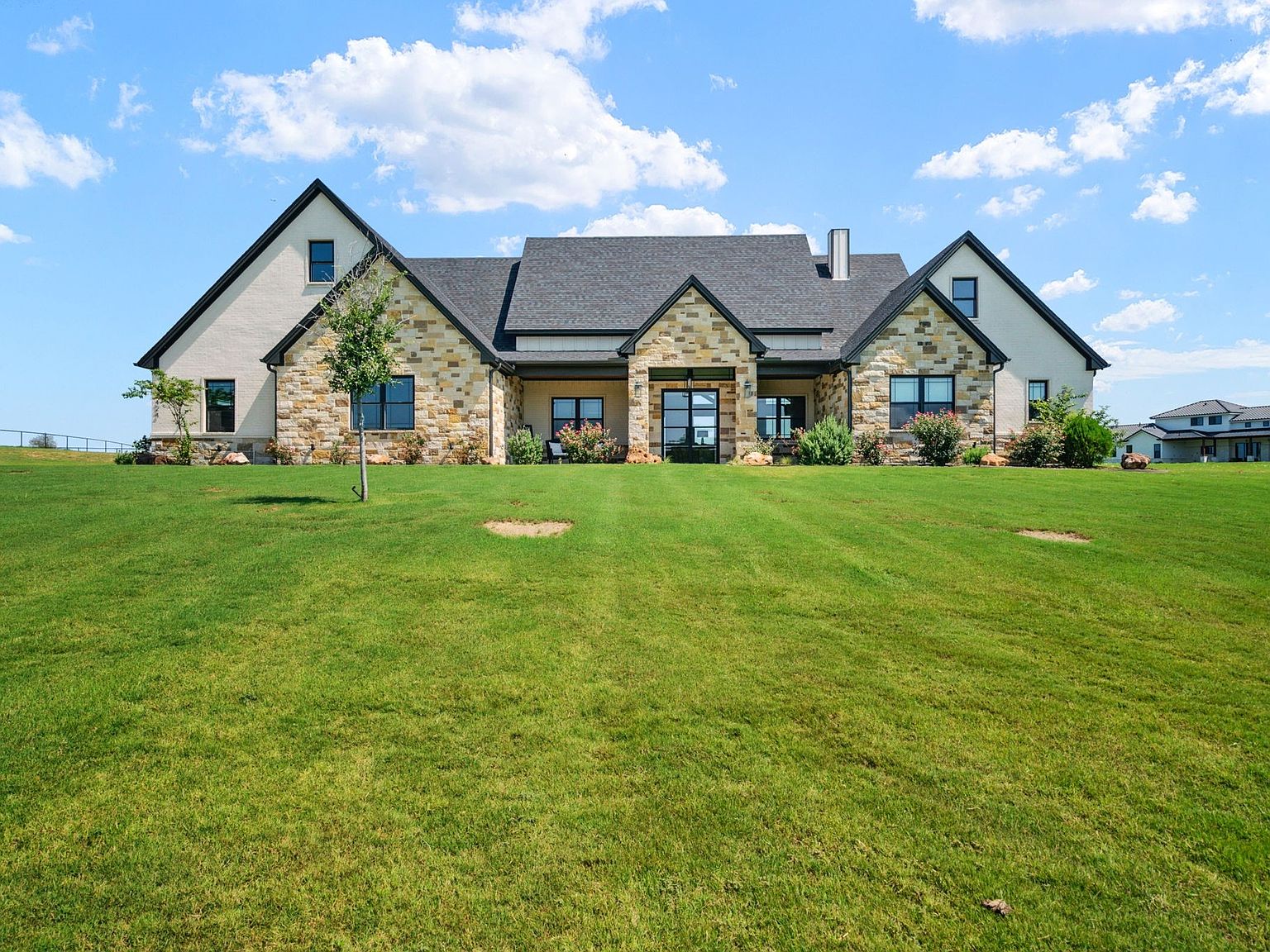 424 Royal Santana Run, Weatherford, TX 76087 | MLS #20726194 | Zillow