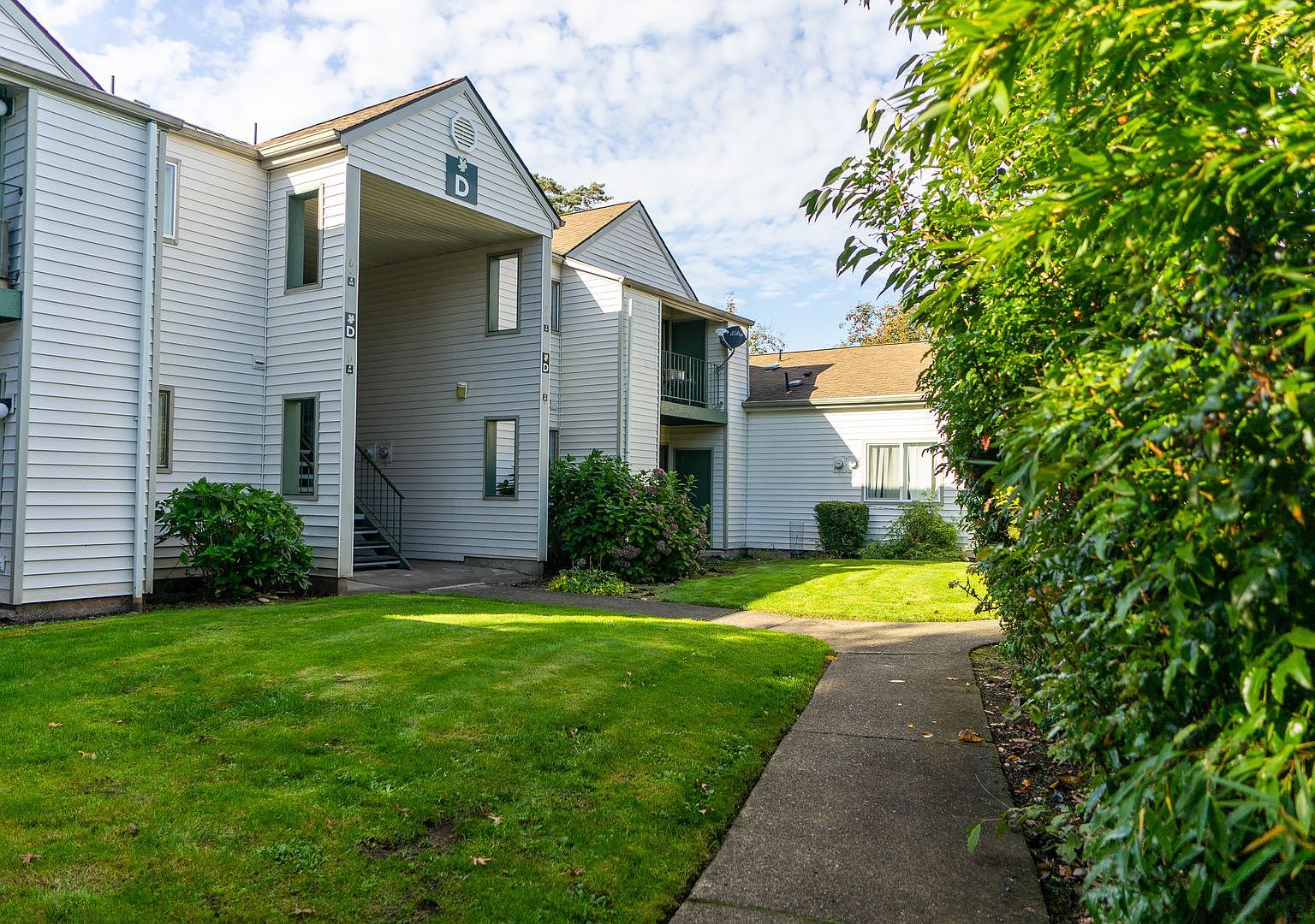 52632 NE Sawyer St # 2 br / 1.0 ba, $1565, Scappoose, OR 97056 | Zillow