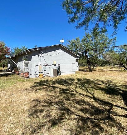 1266 N FM 1049, Knippa, TX 78870 | MLS #1646587 | Zillow