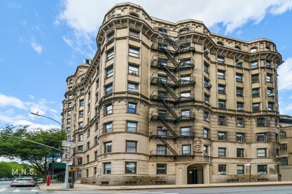125 Riverside Drive #4CD in Upper West Side, Manhattan | StreetEasy