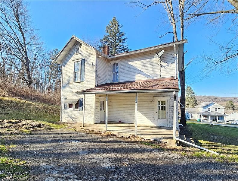 1122 Walnut St, Stoneboro, PA 16153 | Zillow