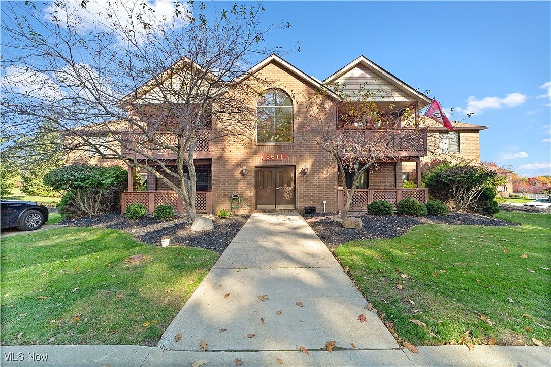 8611 Scenicview Dr APT 106, Broadview Heights, OH 44147 | Zillow