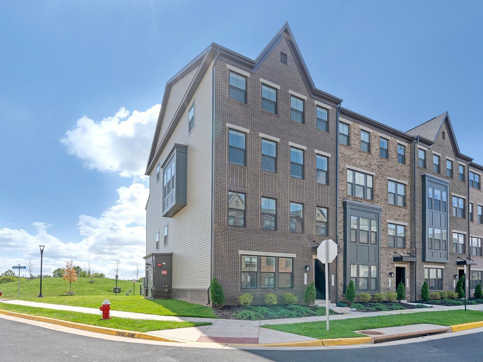 43493 Stonewood Crossing Ter, Ashburn, VA 20148 | Zillow