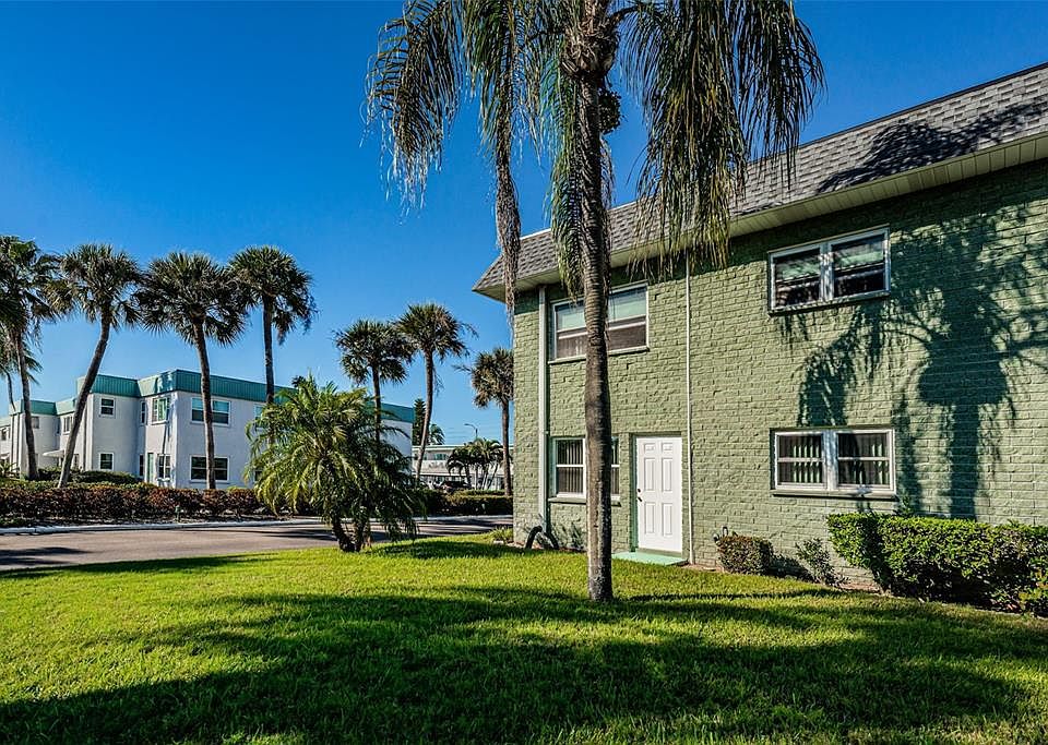 5287 81st St N APT 12, Saint Petersburg, FL 33709 | Zillow