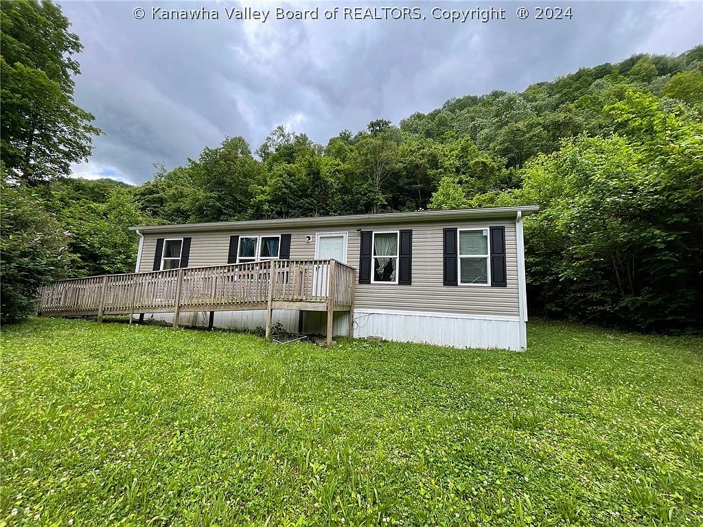 1261 Hartland Rd, Clay, WV 25043 | Zillow