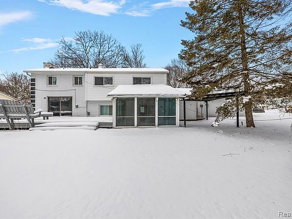 30012 Briarton St, Farmington, MI 48331 | Zillow