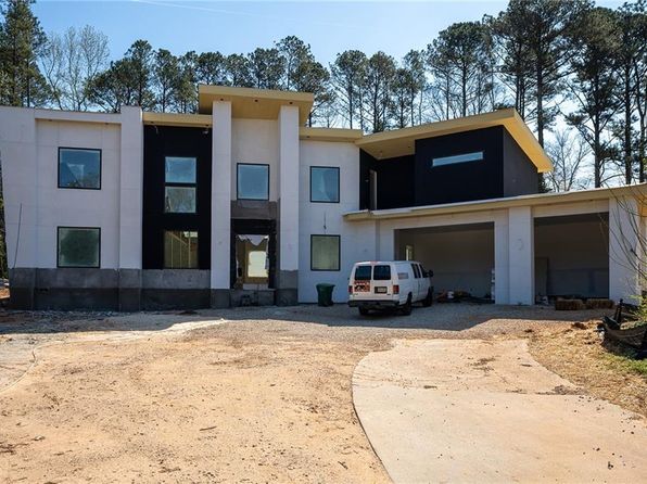 Decatur GA Luxury Homes For Sale - 290 Homes | Zillow