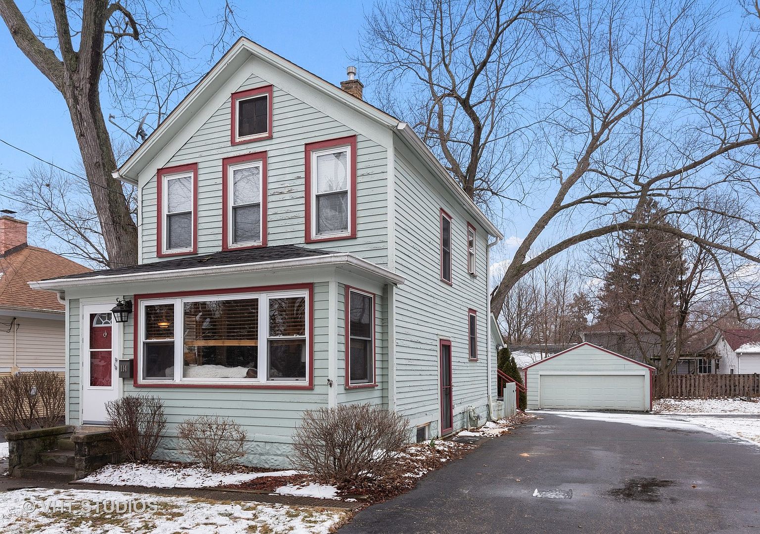 114 College St, Crystal Lake, IL 60014 | Zillow