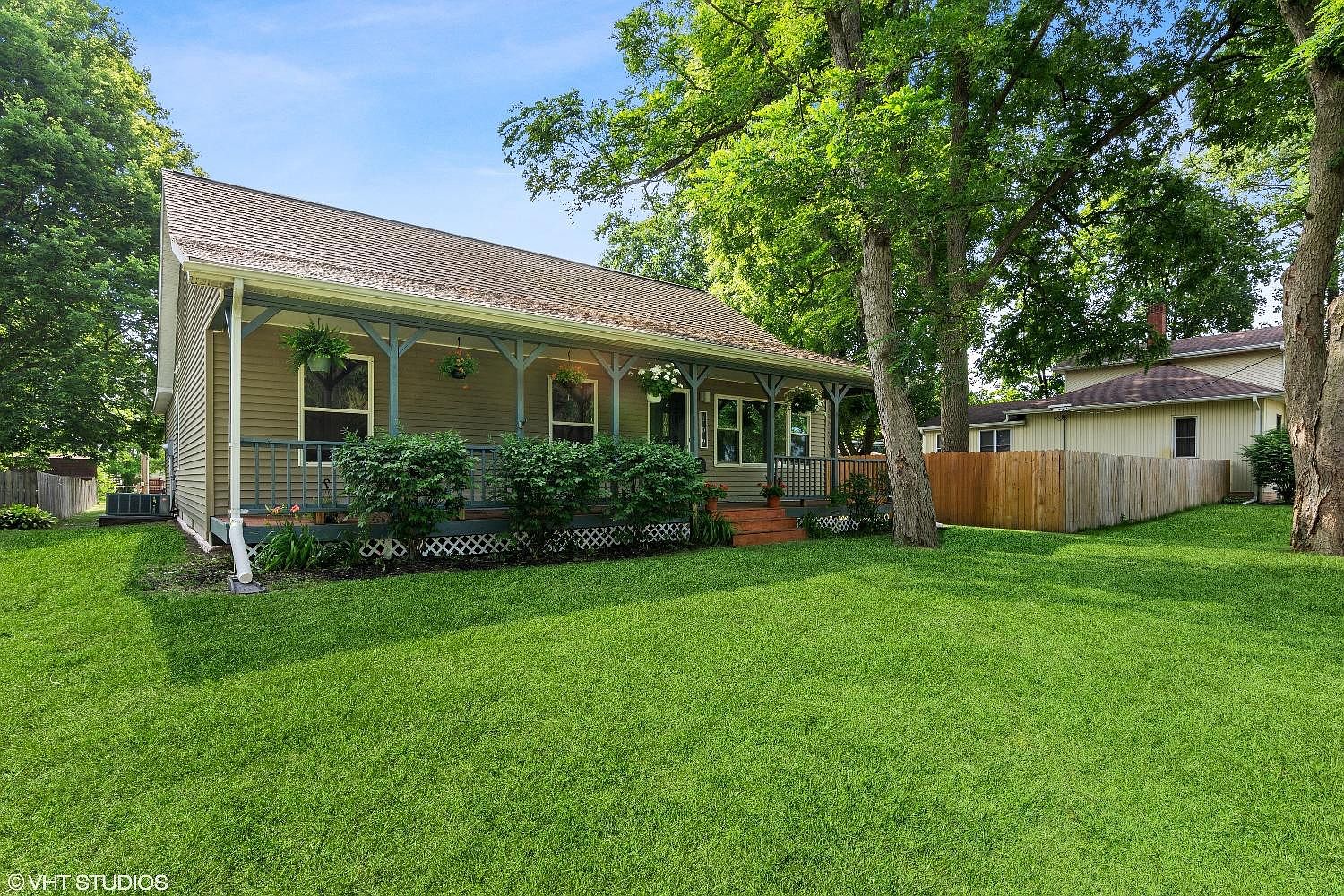 109 N Rachel St, Rensselaer, IN 47978 | Zillow