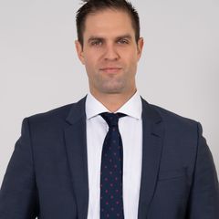 Sean McPeak - Real Estate Agent in Bridgehampton , NY 11932 | Out East