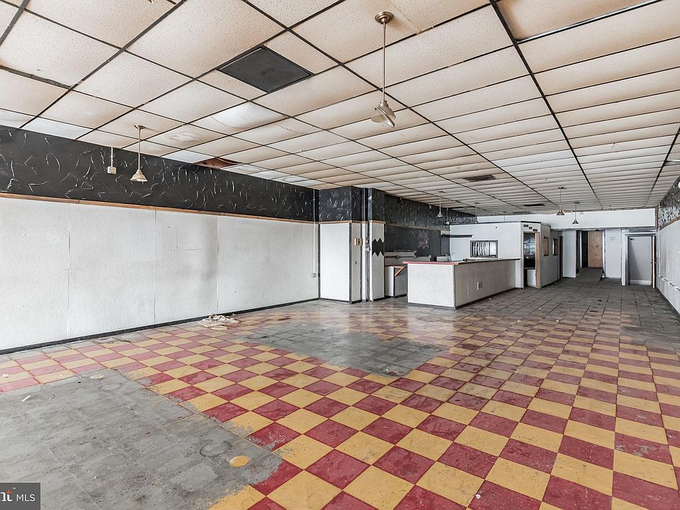 54 E Independence St, Shamokin, PA 17872 | Zillow