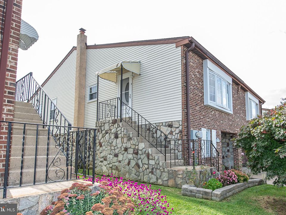 7909 Revere St, Philadelphia, PA 19152 | Zillow