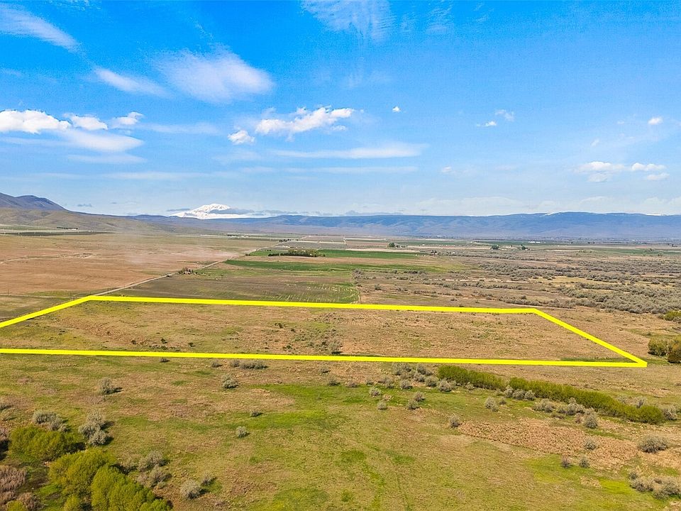 3500 Island Rd White Swan WA | Zillow