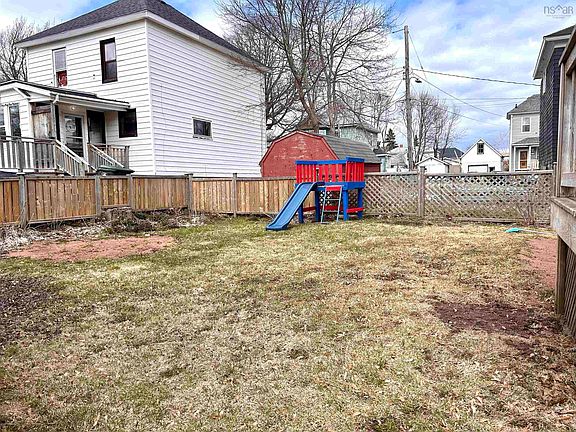 68 Spring St, Amherst, NS B4H 1S5 | MLS #202502349 | Zillow