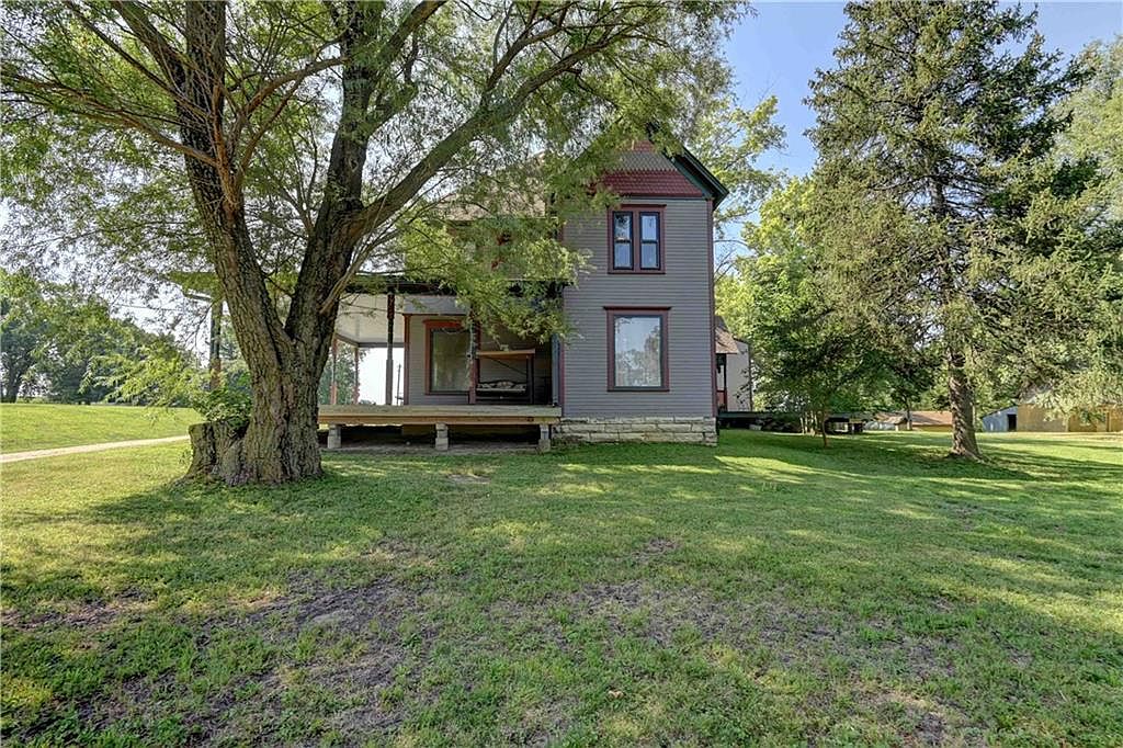 490 E Main St, Fillmore, MO 64449 | Zillow