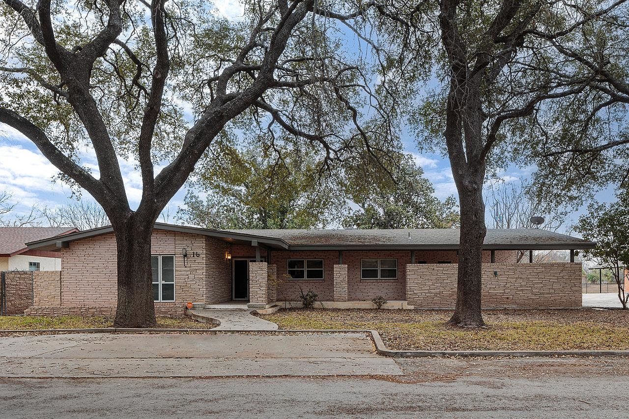 16 Larkwood Ln, Del Rio, TX 78840 | Zillow
