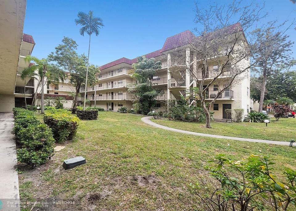 Garden Lakes Of Inverrary - 3330 Spanish Moss Ter Fort Lauderdale FL ...