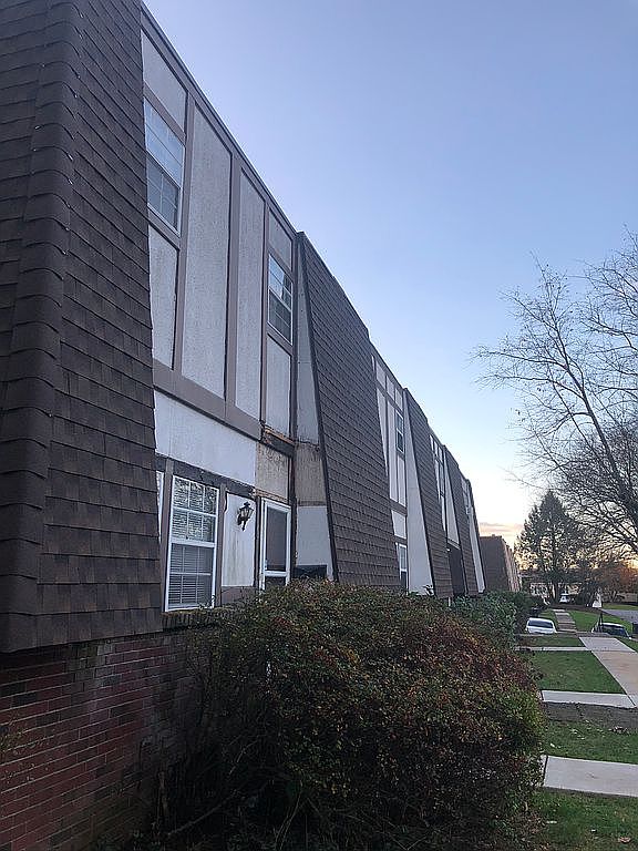 15 Spring Ln, East Stroudsburg, PA 18301 | Zillow