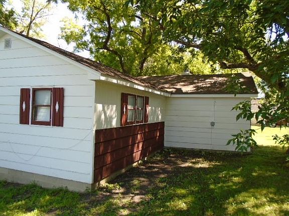 1 Elm St, Ringsted, IA 50578 | Zillow